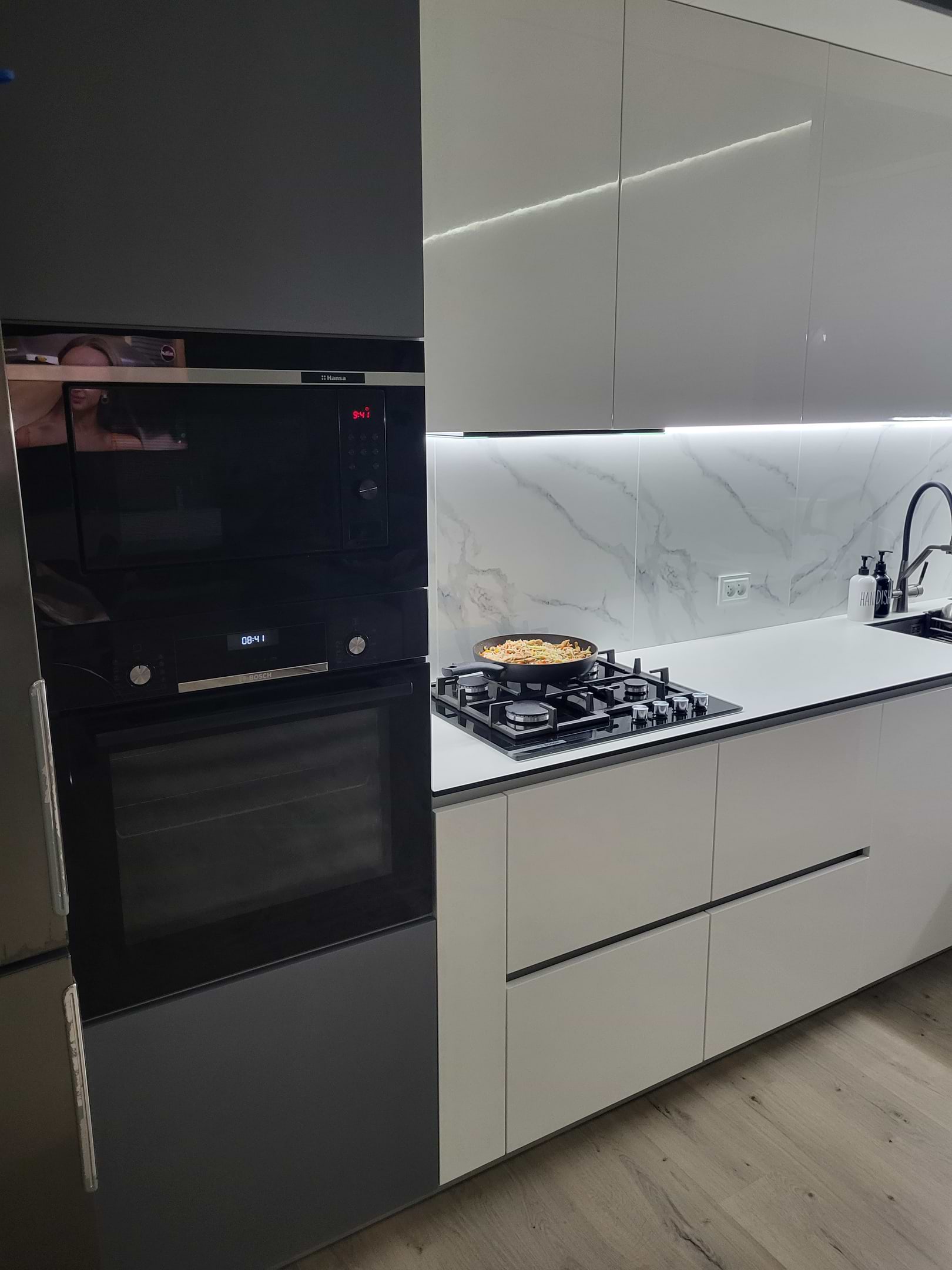 BOSCH HBJ558YS0Q 】 купить в Киеве, Украине. Духовой шкаф Bosch ...